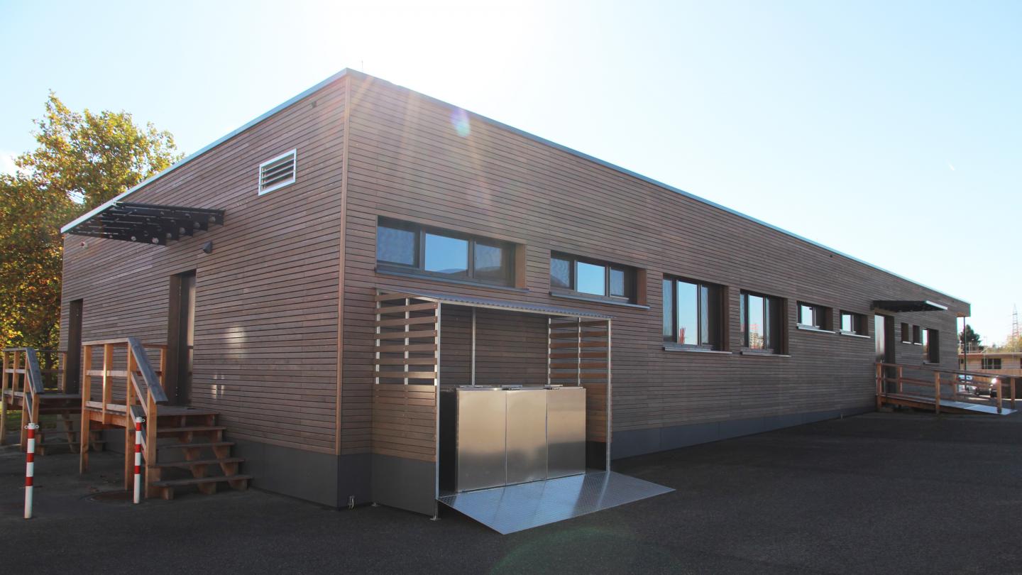 Cantine modulaire à usage temporaire | SÄBU